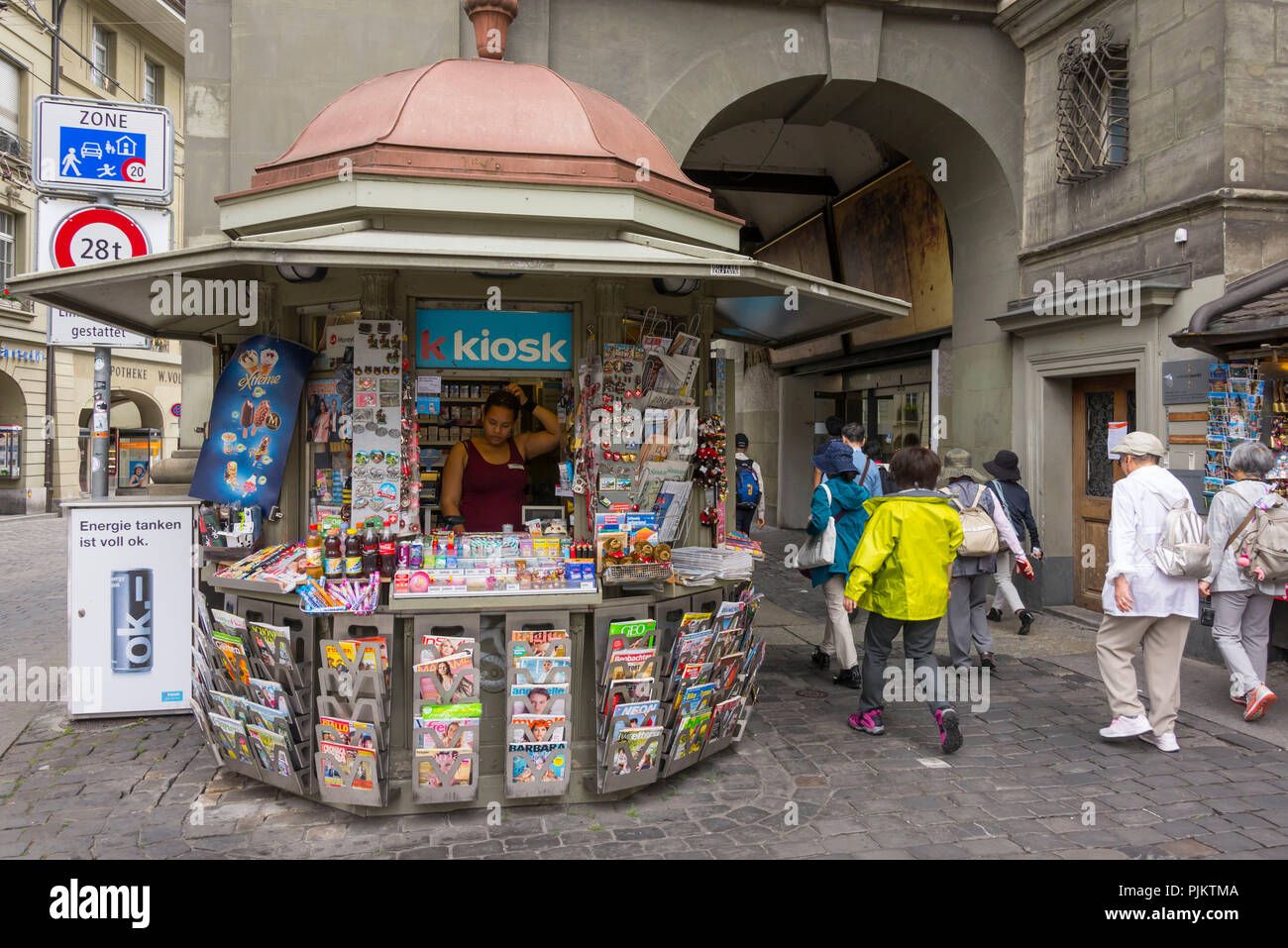 Kiosk at zytglogge tower hi-res stock photography and images - Alamy