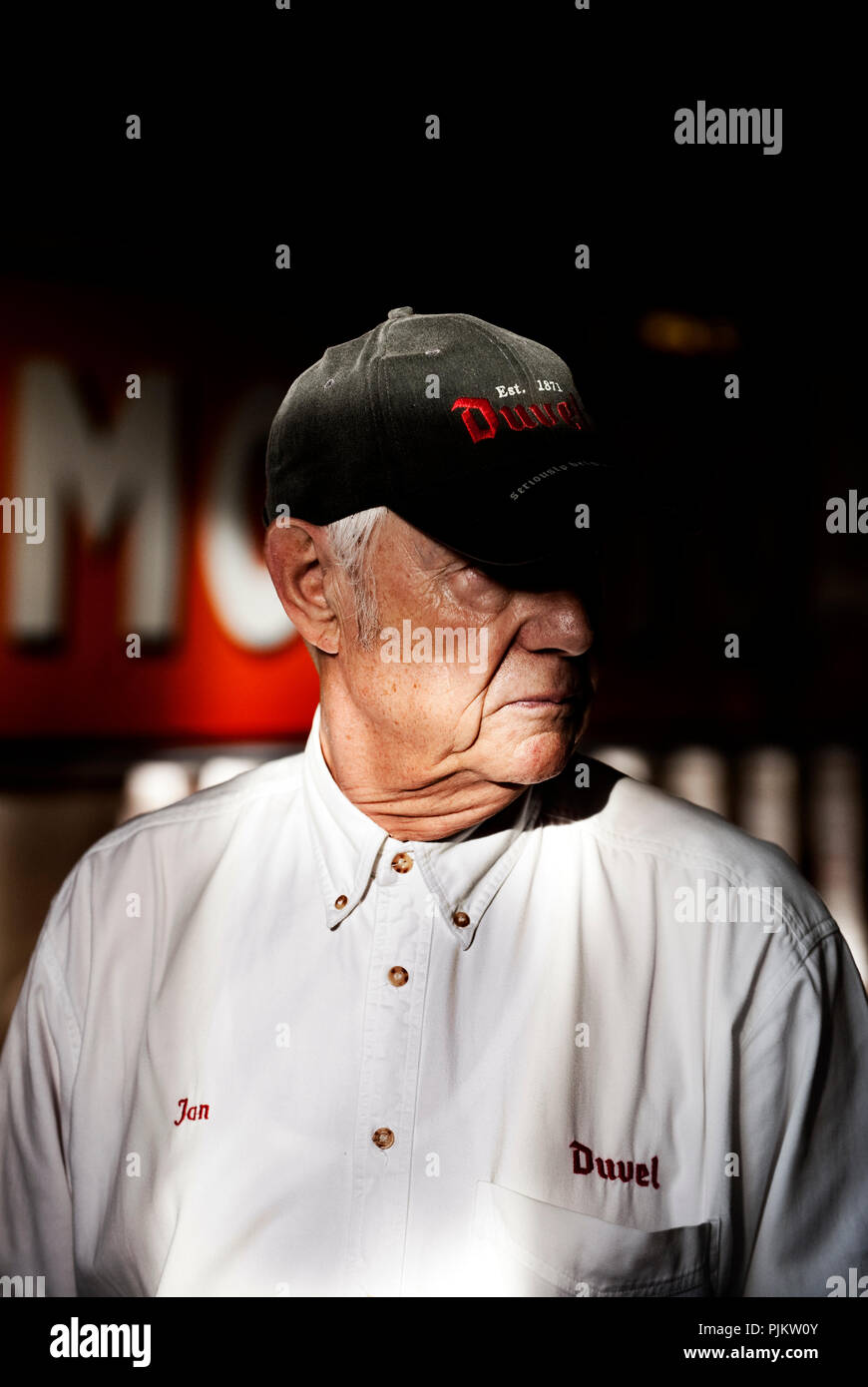 Ambiance impressions of the Duvel Moortgat brewery 'depot' pub (Belgium ...