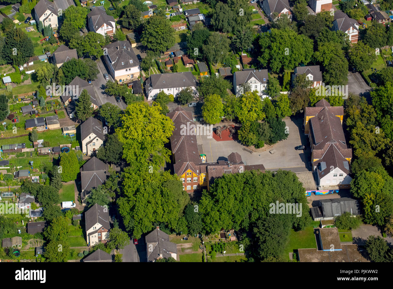 Colliery houses miners houses hi-res stock photography and images - Alamy