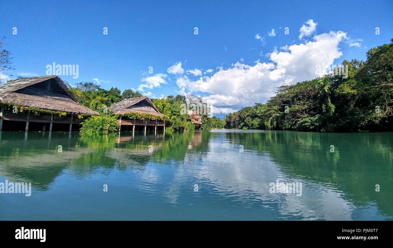 Philippines houses hi-res stock photography and images - Alamy