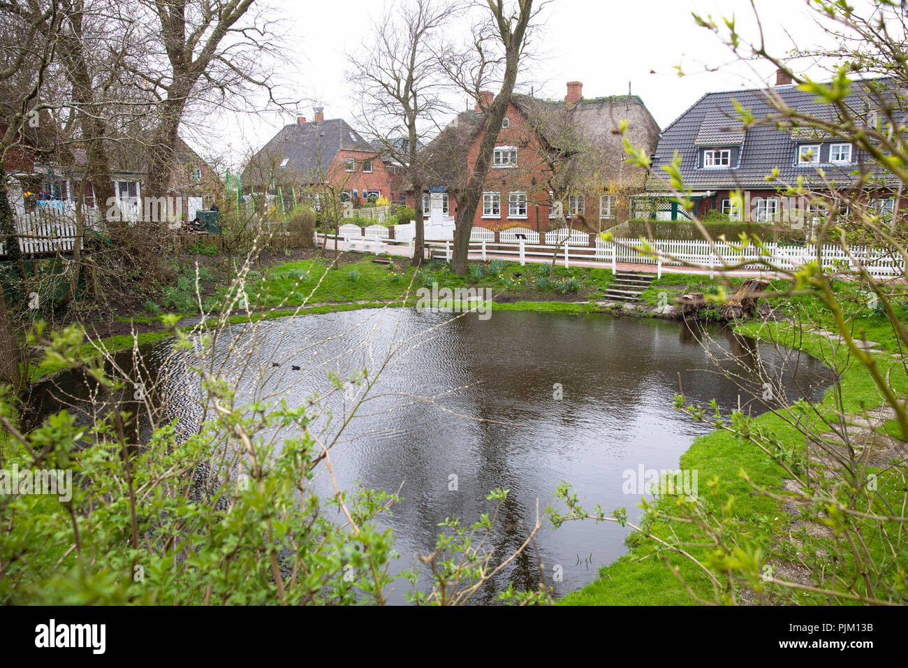 Fething water hi-res stock photography and images - Alamy