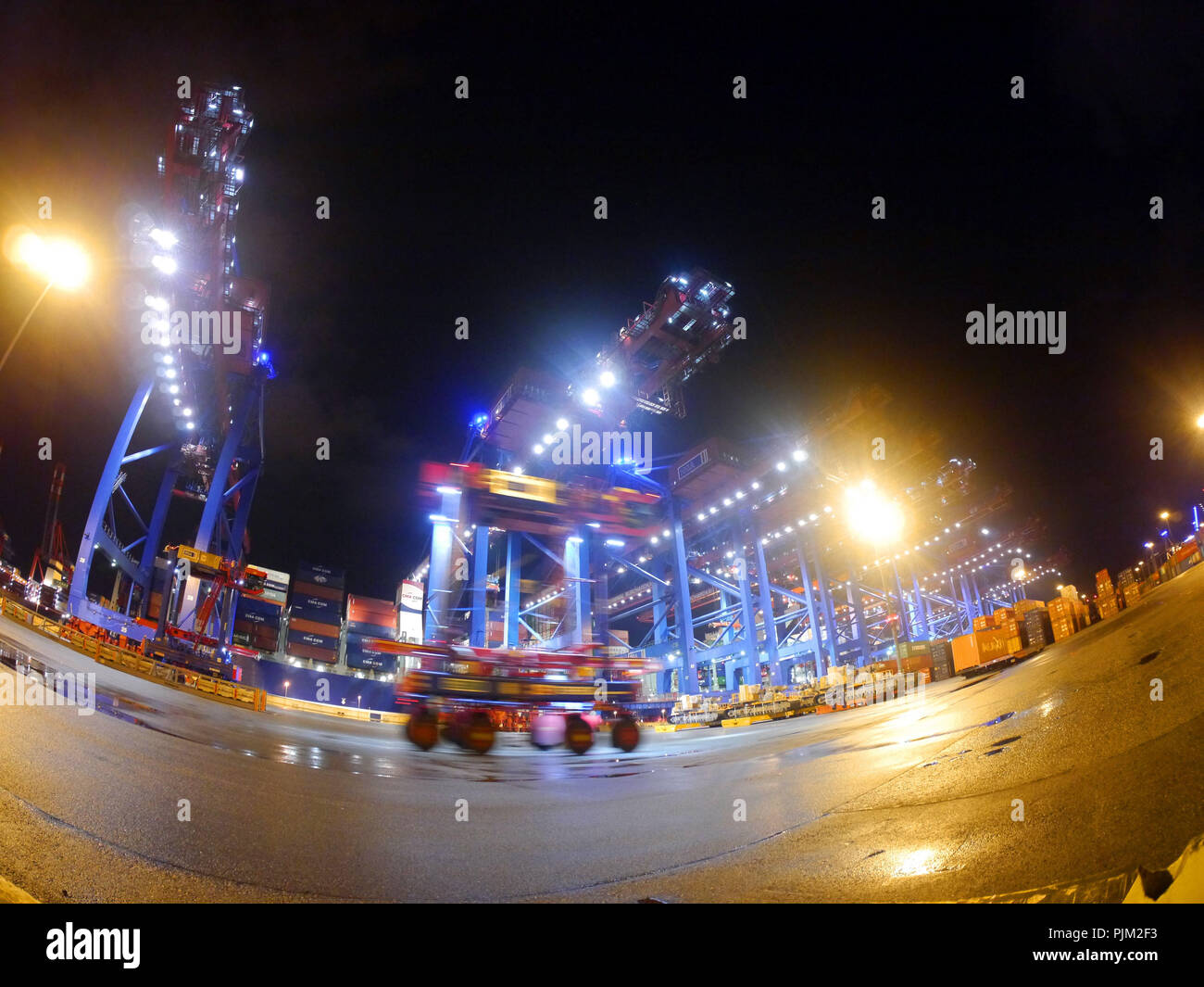 Van carrier hi-res stock photography and images - Alamy