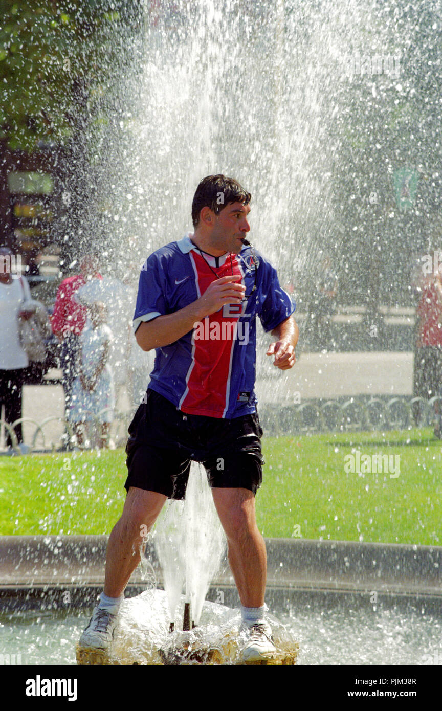 1998 fifa world cup brazil hi-res stock photography and images - Alamy