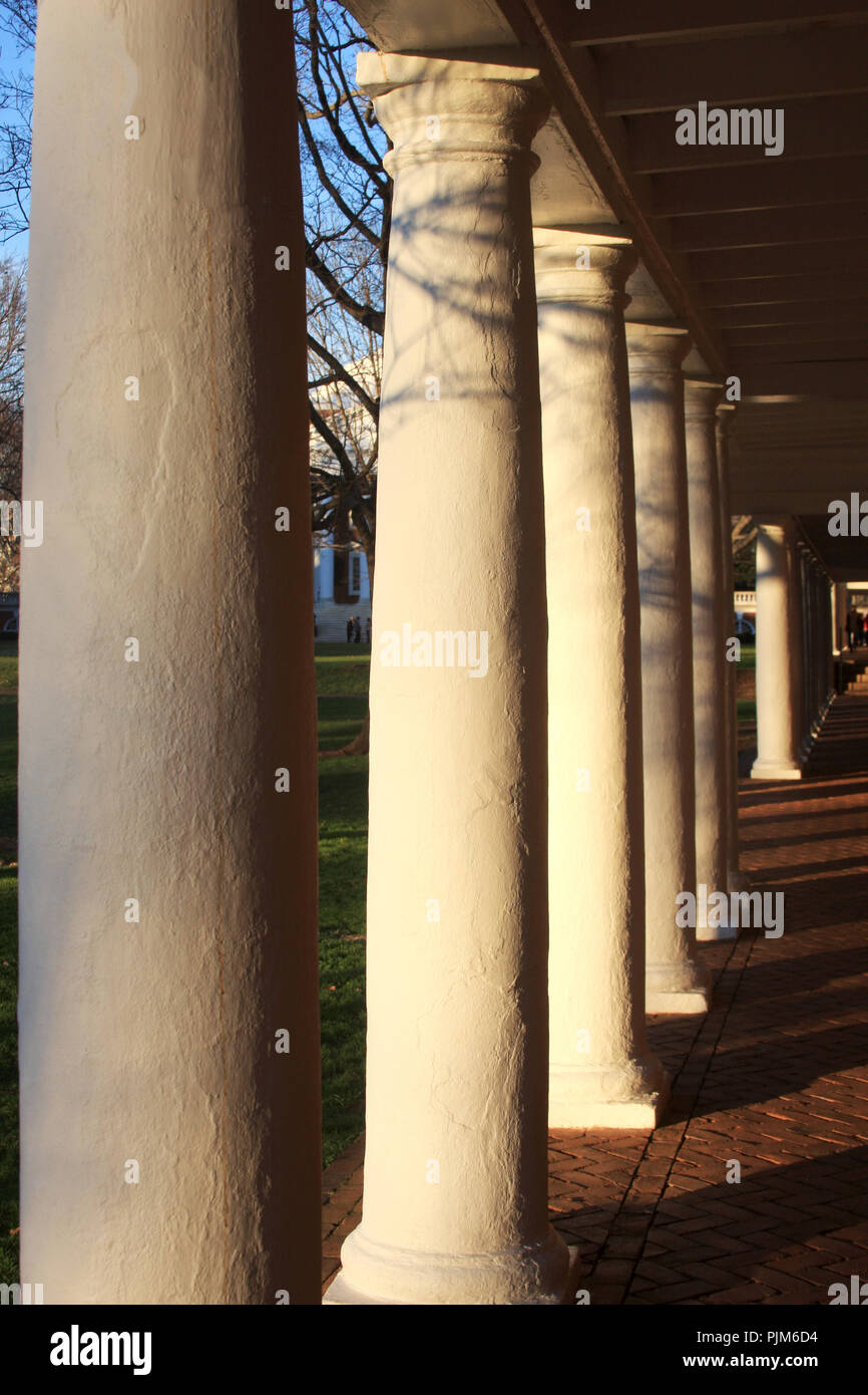 U s university campus hi-res stock photography and images - Alamy