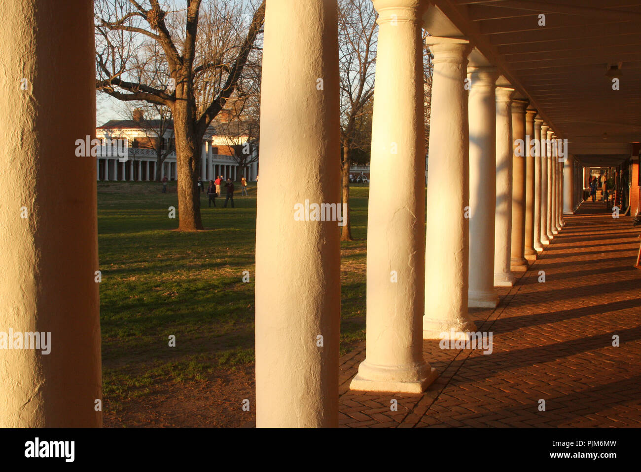 Virginia commonwealth university campus hi-res stock photography and ...