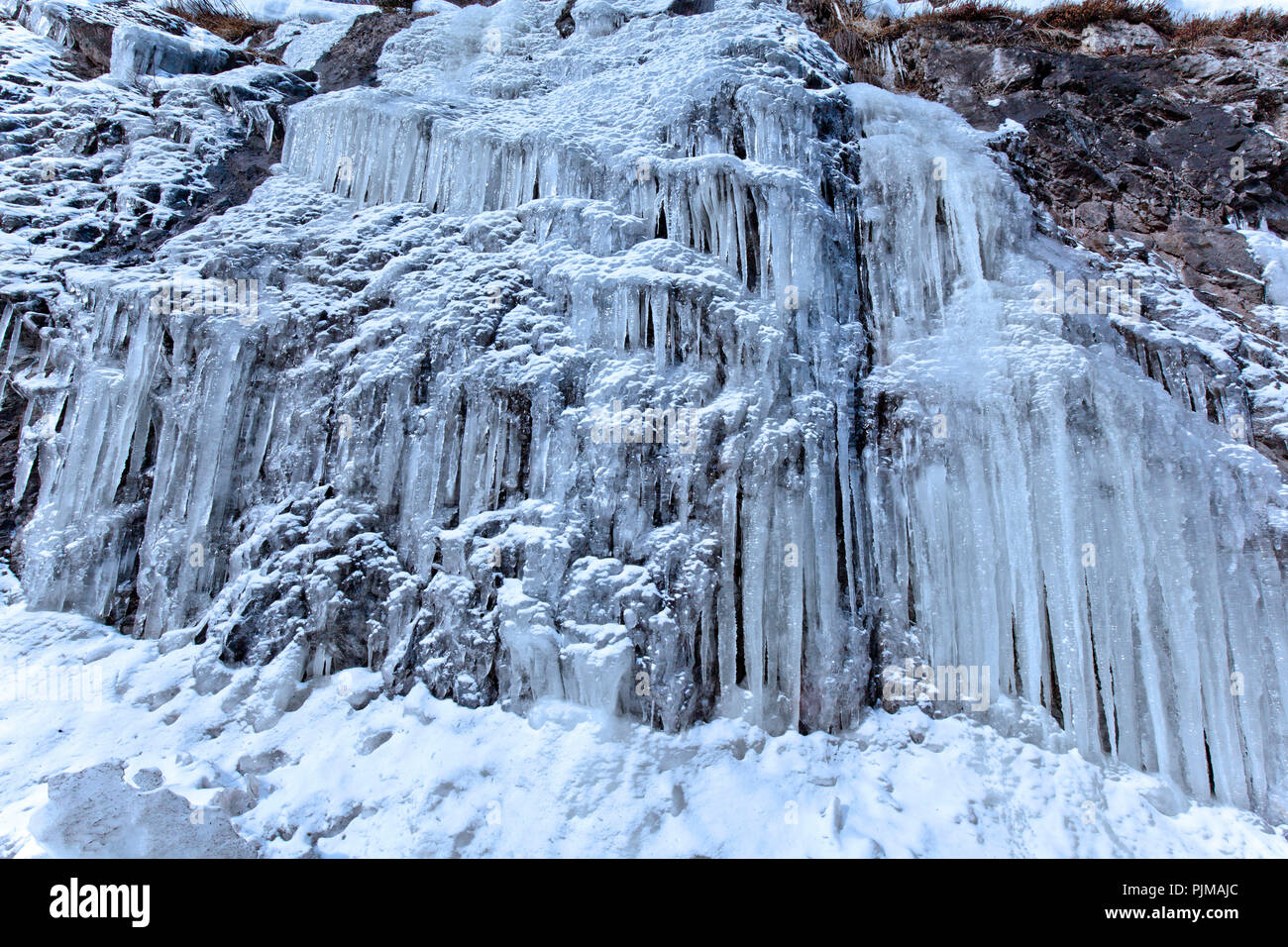 Icicles on face hi-res stock photography and images - Alamy
