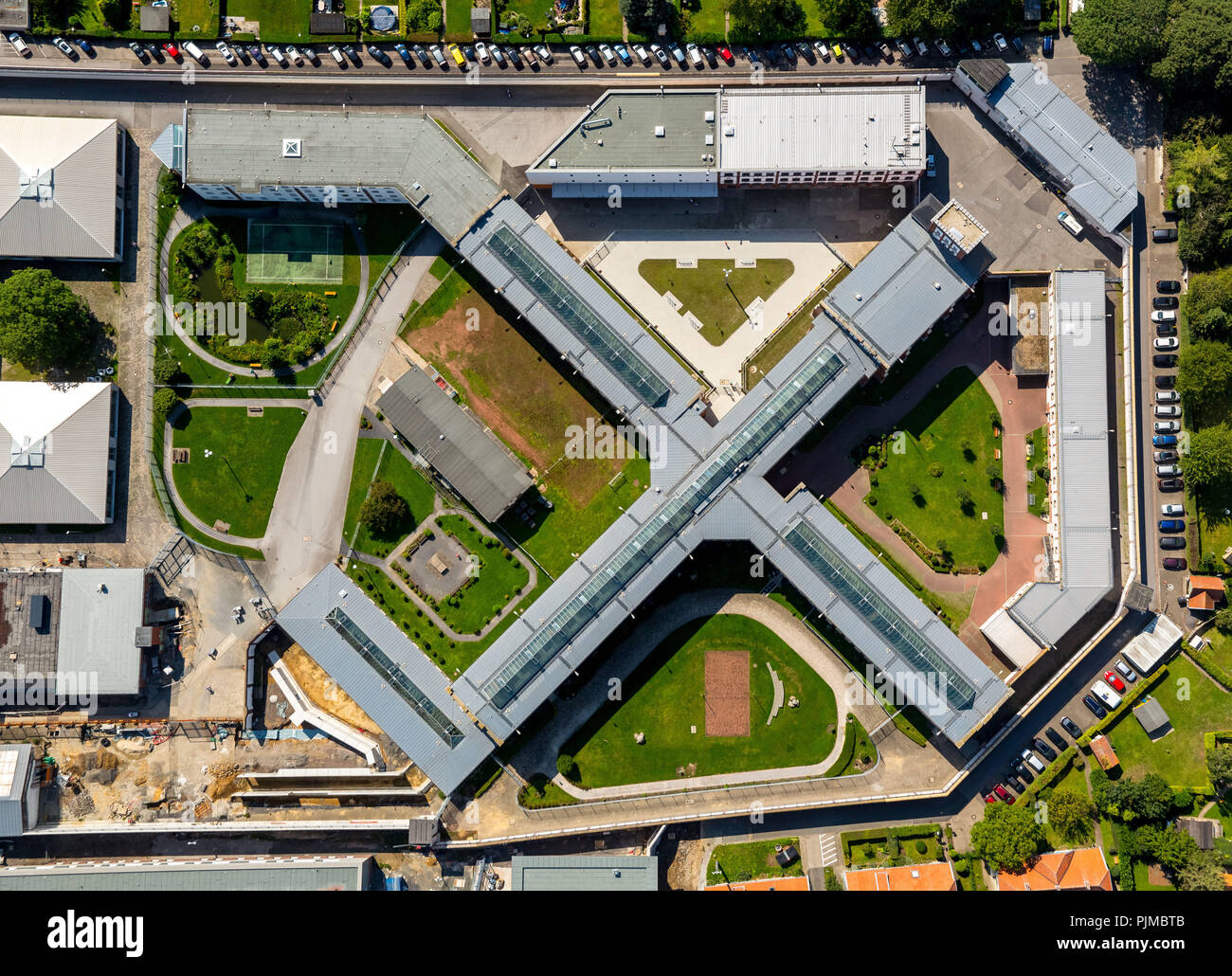 prison extension, Werl Prison, four-wing, four-storey cross building in ...