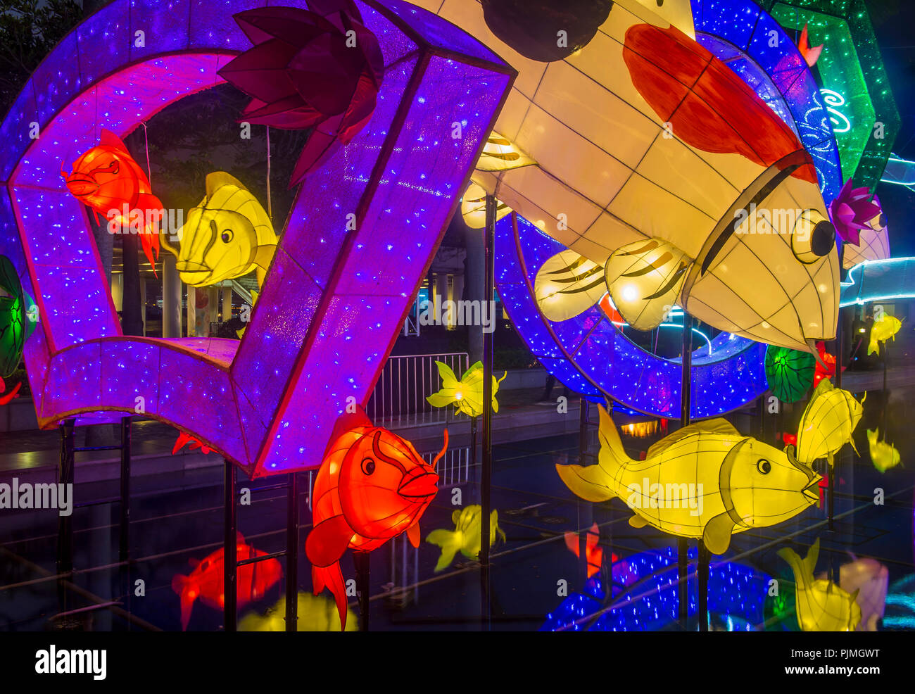 Hong kong lanterns exhibition hi-res stock photography and images - Alamy
