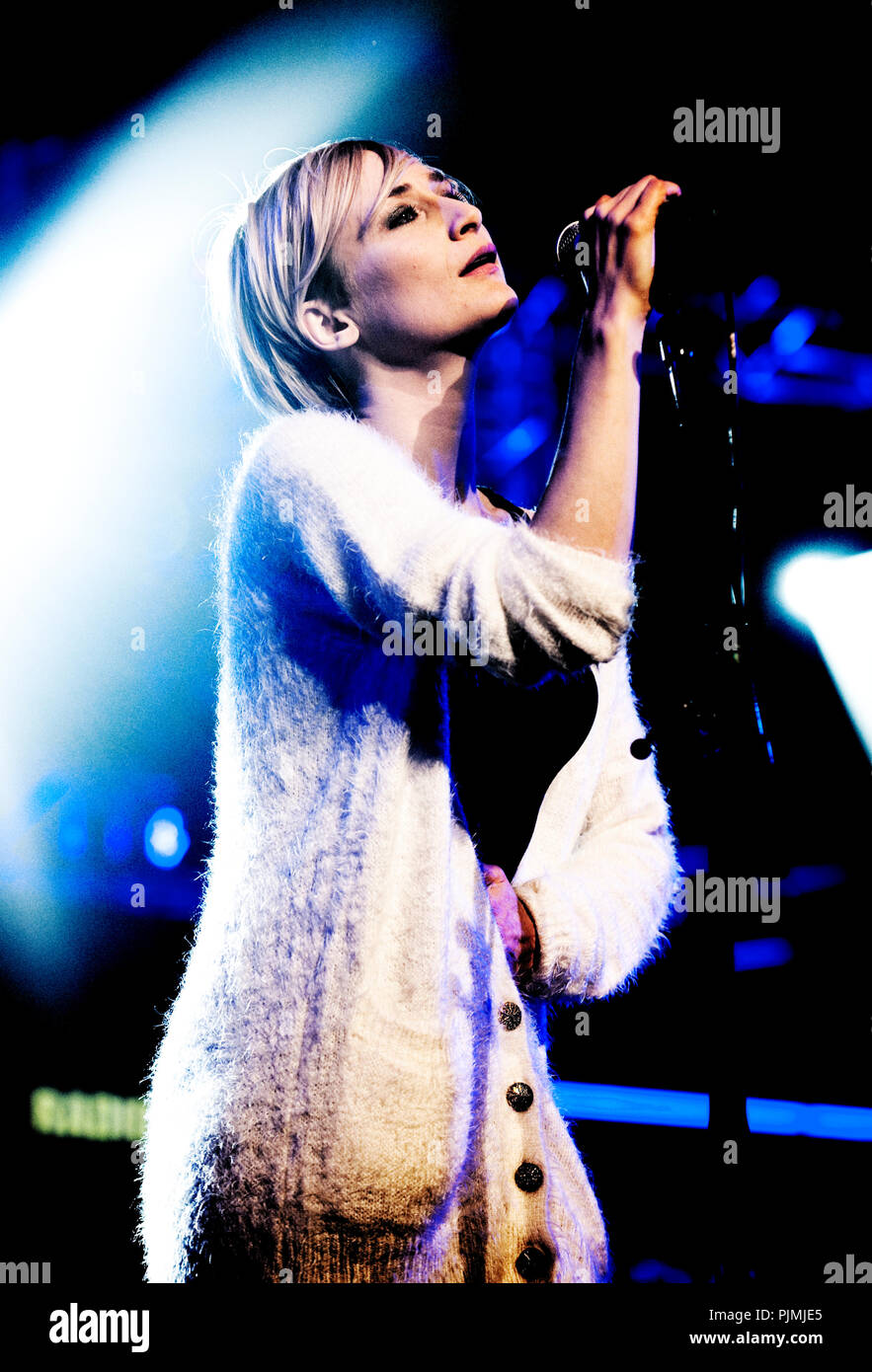Concert of the Belgian singer Geike Arnaert in the Amerikaans Theater ...