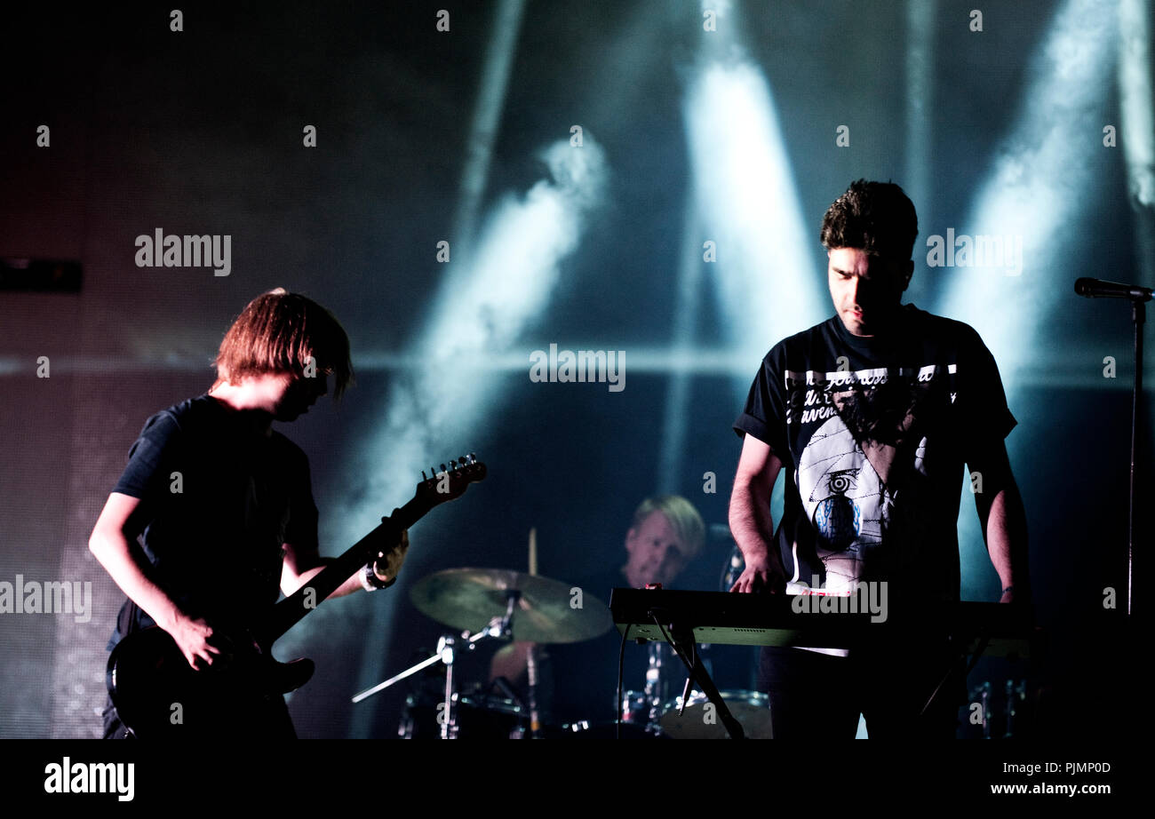 Concert of the Belgian electro band Goose at the Laundry Day festival ...