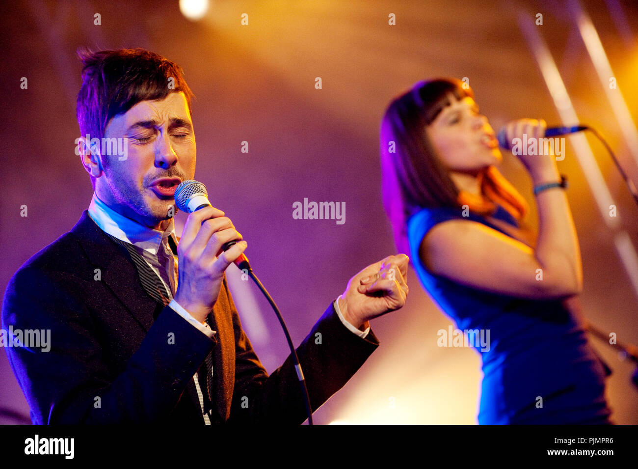 Vlaamse zanger hi-res stock photography and images - Alamy