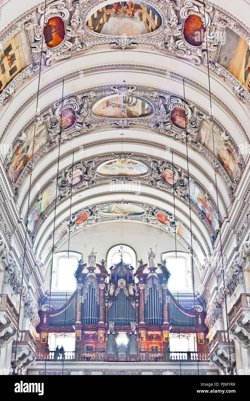 Inside dom in old hi-res stock photography and images - Alamy