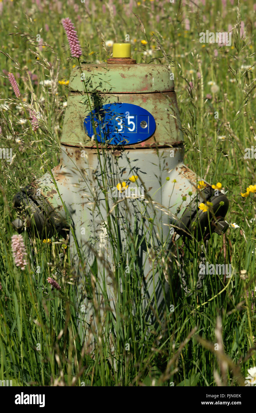 Swiss fire hydrant hi-res stock photography and images - Alamy