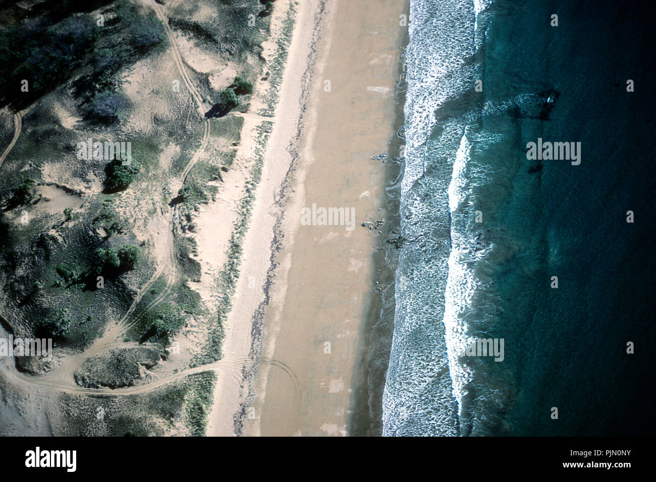 Queensland coastline hi-res stock photography and images - Alamy