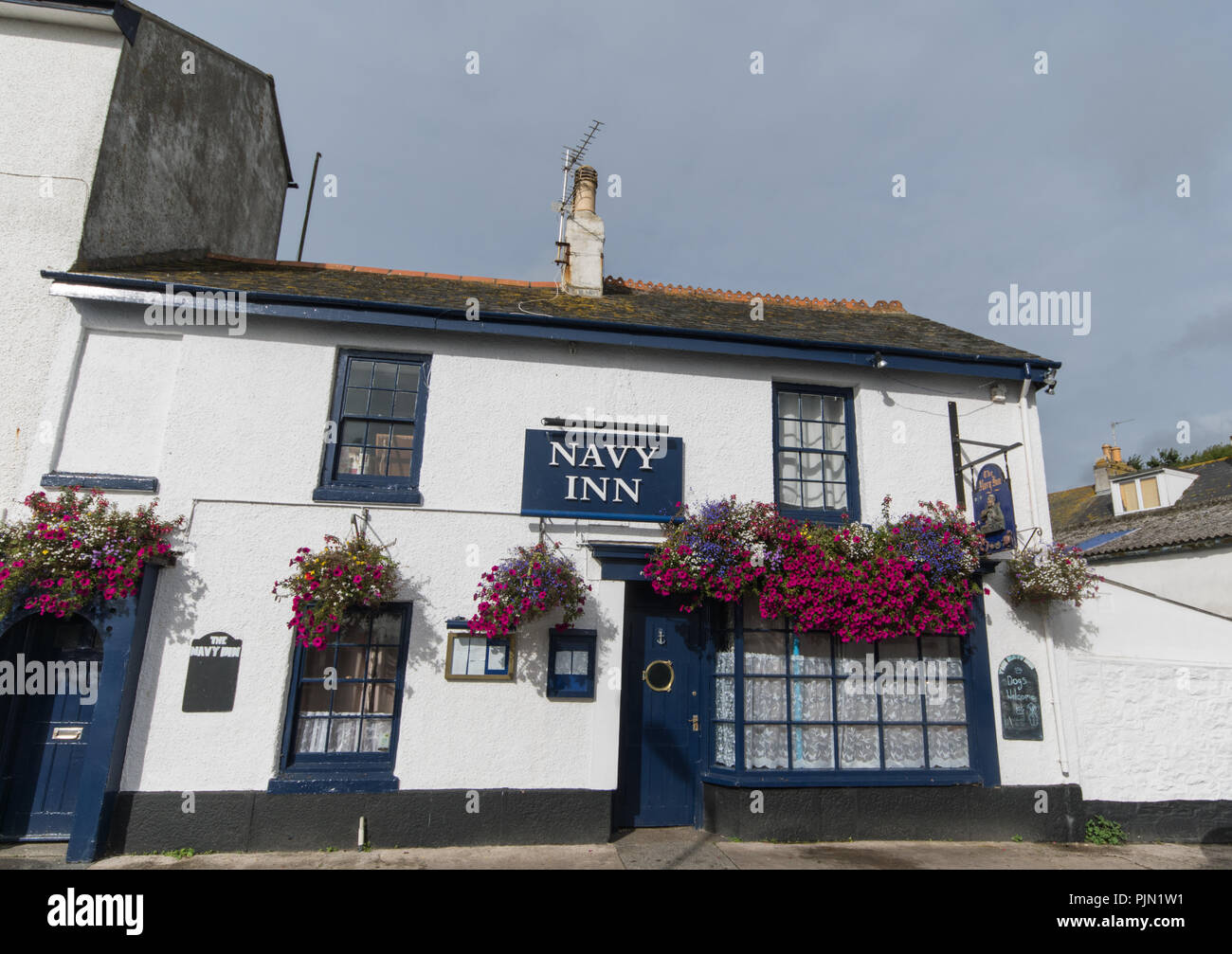Navy inn hi-res stock photography and images - Alamy