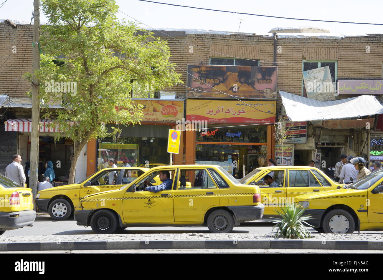 Iranian drivers hi-res stock photography and images - Alamy