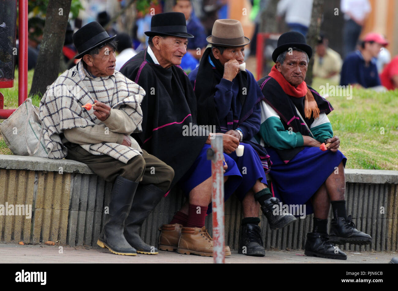 Guambianos Silvia Colombia Stock Photo - Alamy