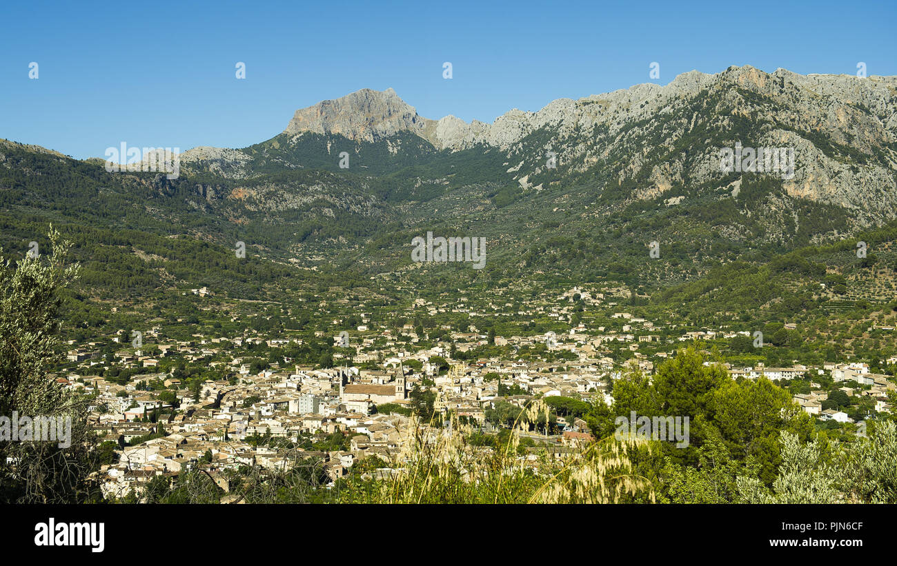Spain authentic village hi-res stock photography and images - Alamy