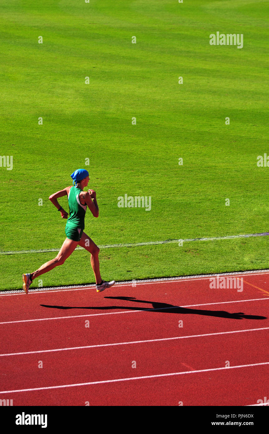 Runner silhouette long distance hi-res stock photography and images - Alamy