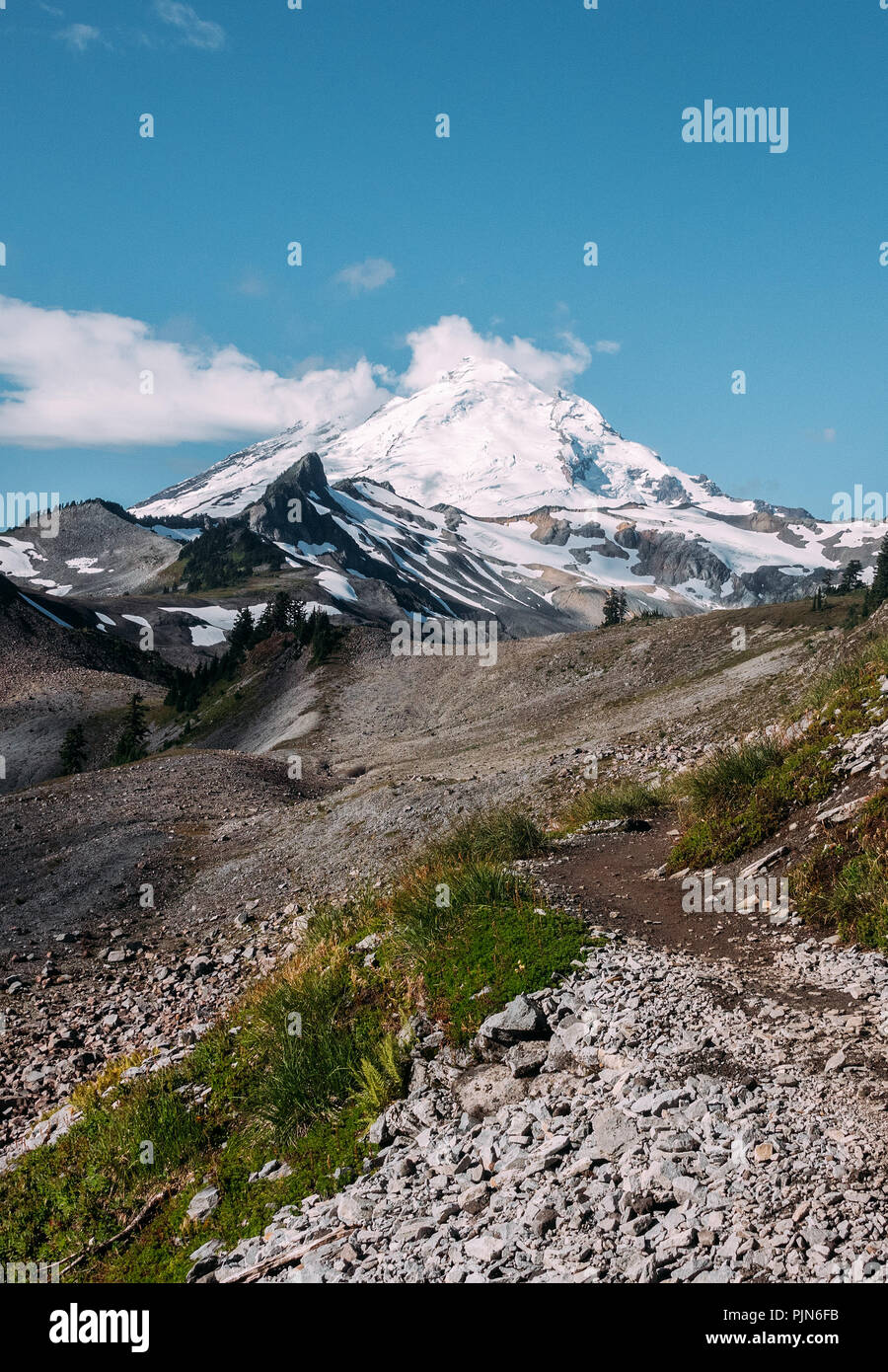 Artist point mount baker hi-res stock photography and images - Alamy
