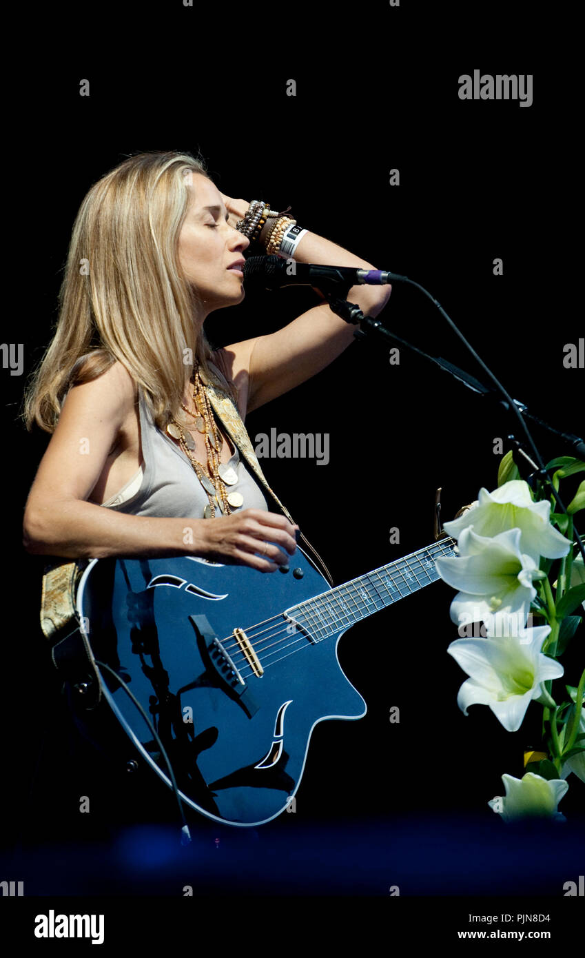 Heather nova hi-res stock photography and images - Alamy