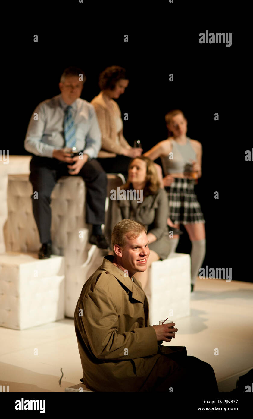 Theatre company De Dijlezonen playing Het Kouwe Kind from Marius von ...
