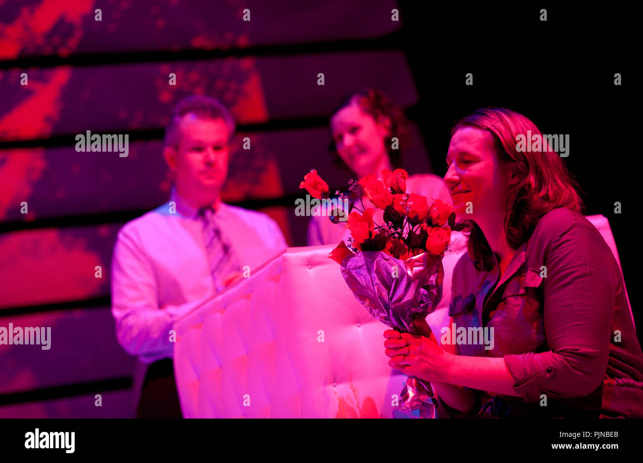 Theatre company De Dijlezonen playing Het Kouwe Kind from Marius von ...