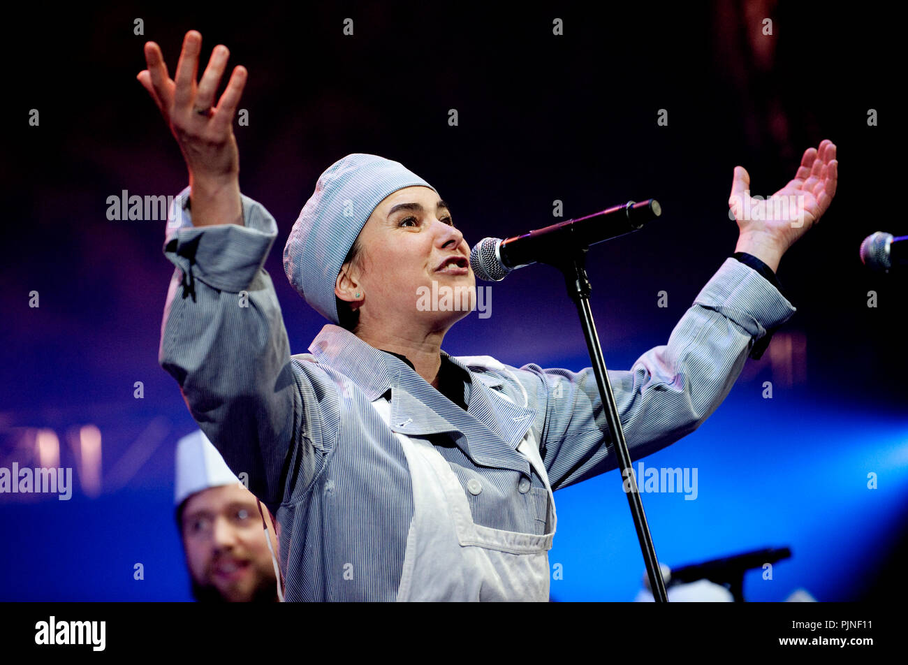 Vlees hi-res stock photography and images - Alamy