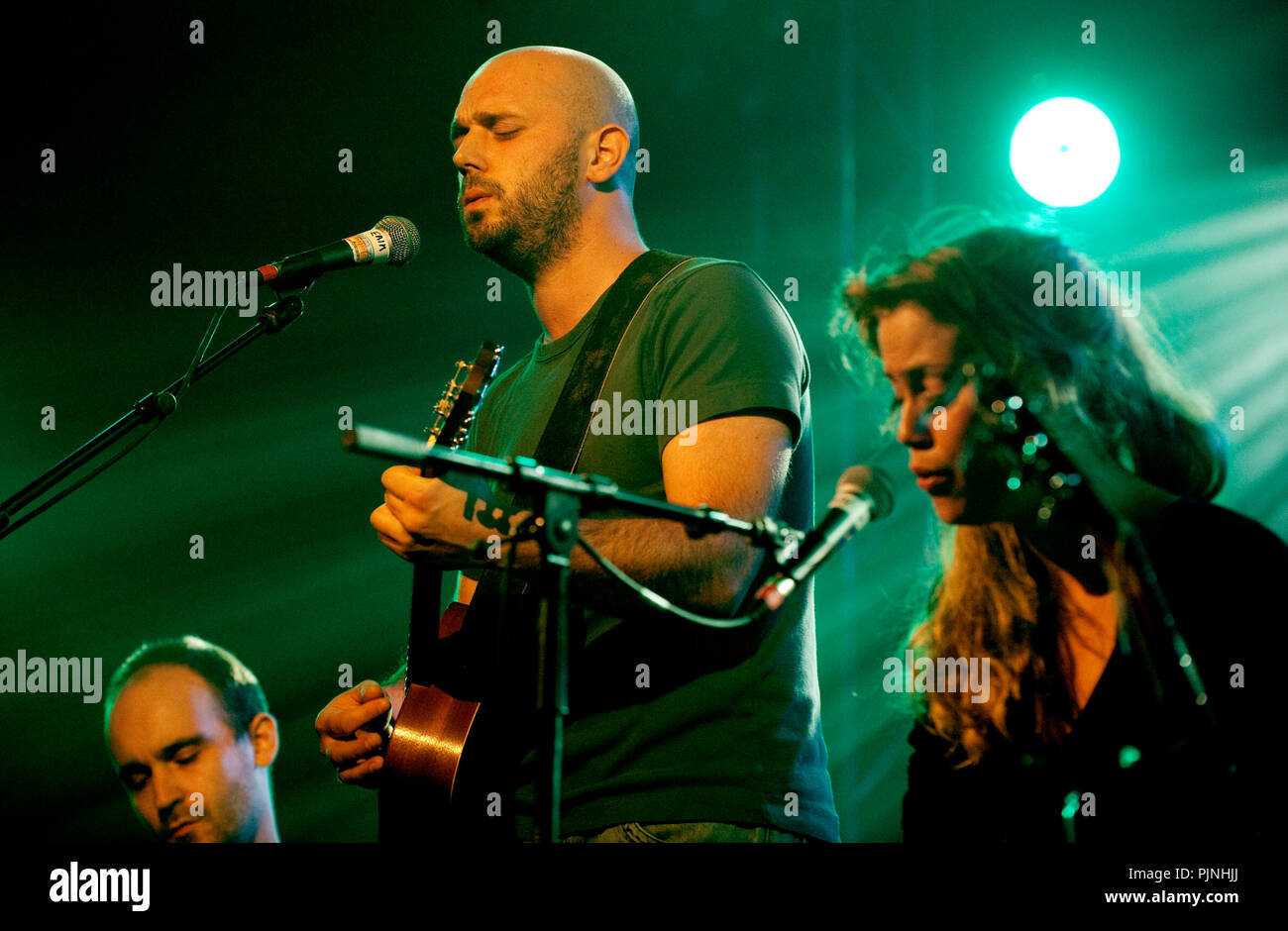 Belgian music band Isbells at the Radio 1 Sessies (Belgium, 15/10/2010 ...