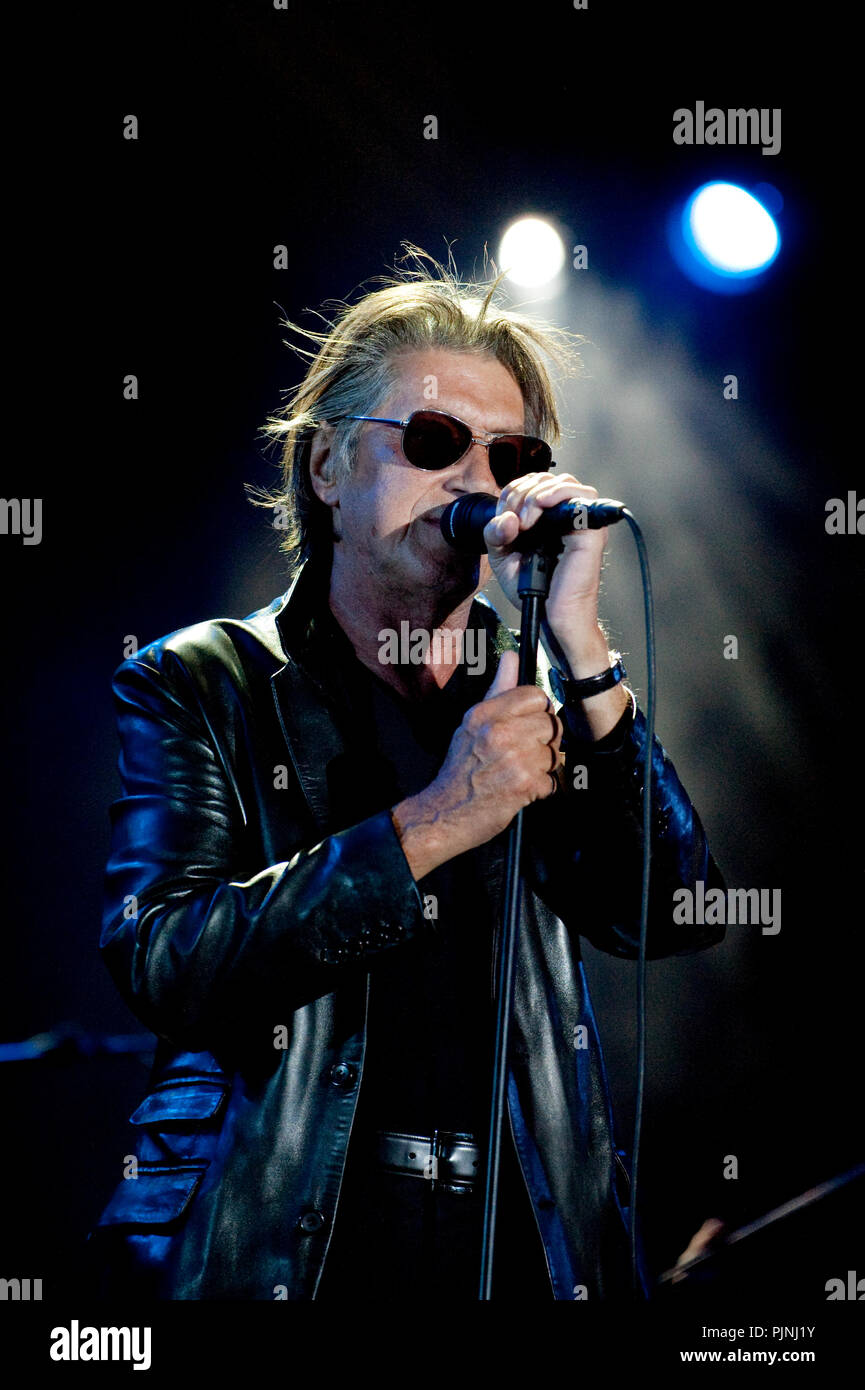 French singer Jacques Dutronc in concert at the Francofolies festival ...