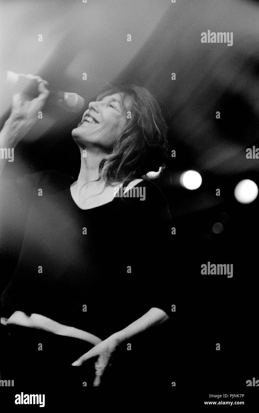concert of the English singer Jane Birkin at the Francofolies festival ...