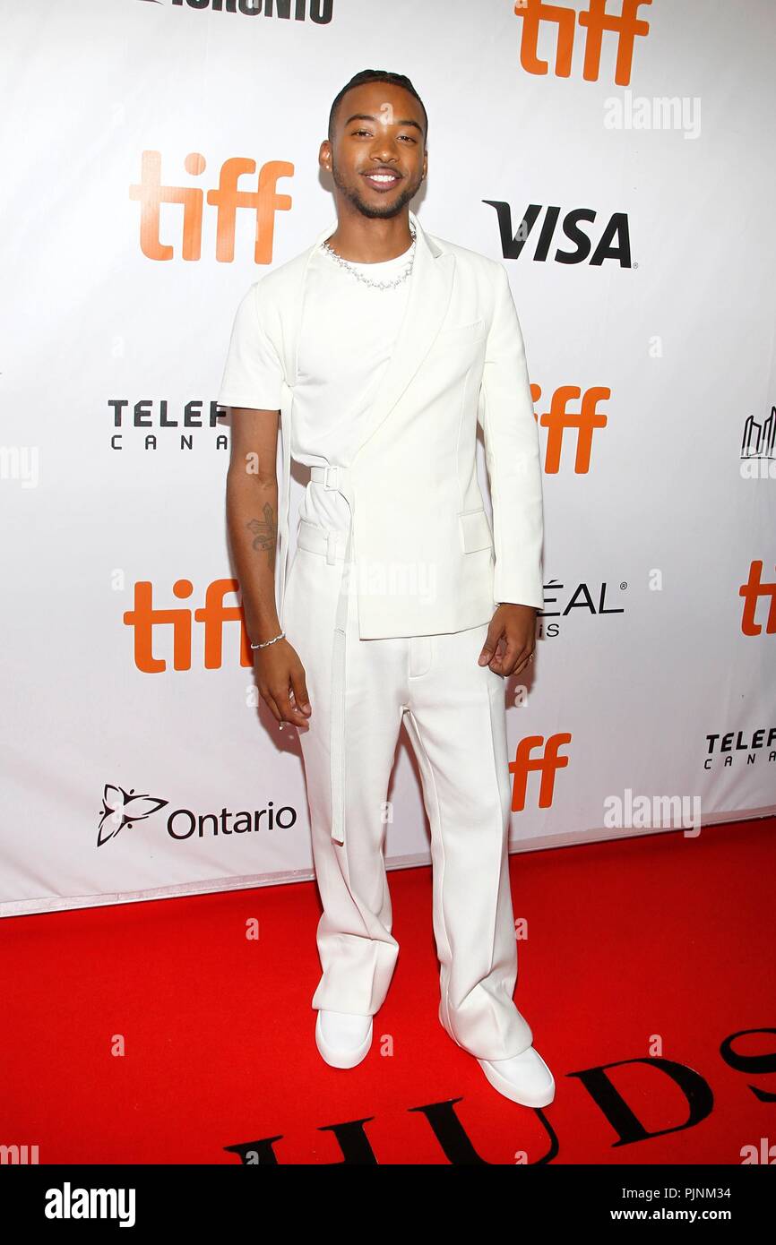 The hate u give hi-res stock photography and images - Alamy