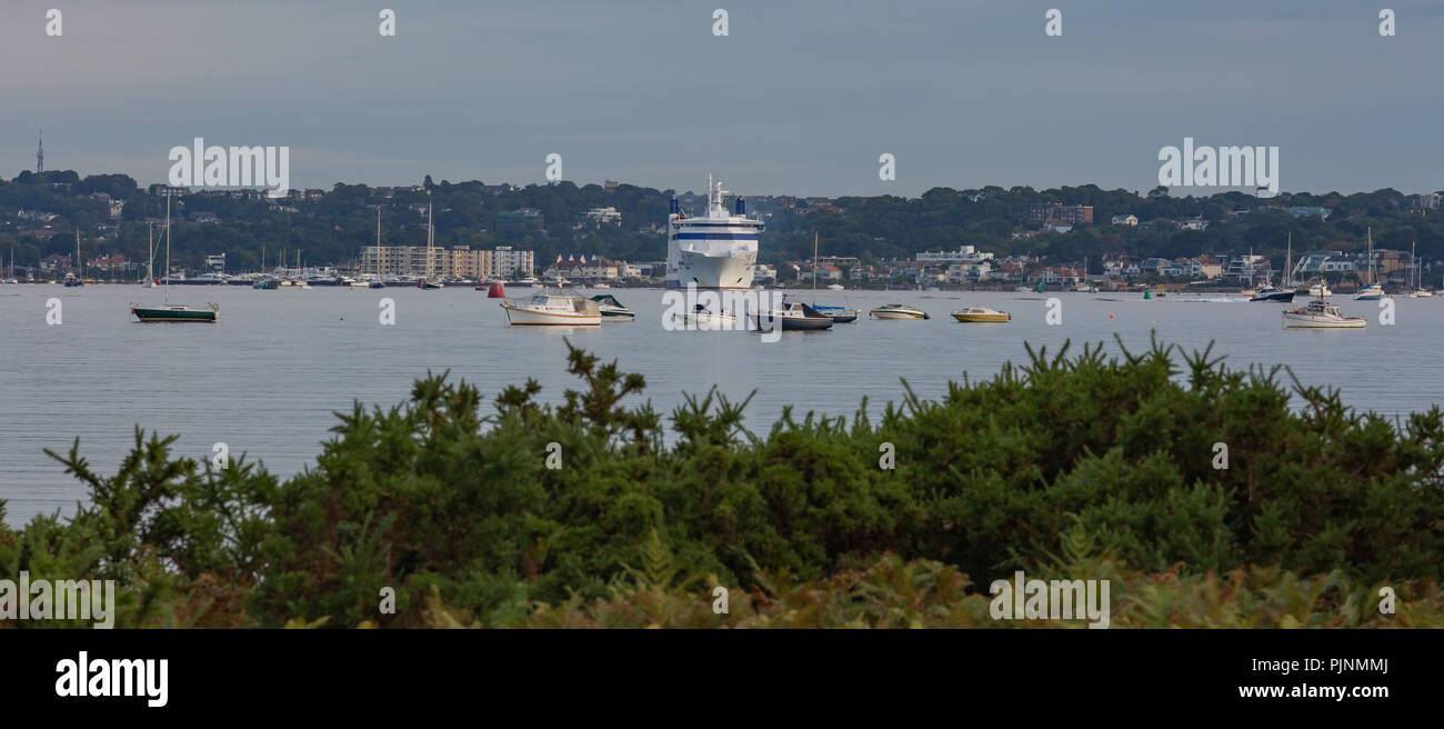 Dorset, UK. 8th September 2018. The Barfleur leaving Poole Harbour ...