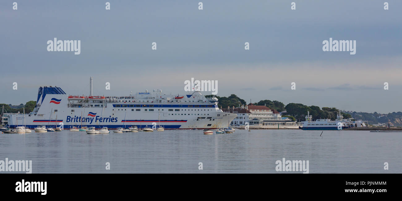 Dorset, UK. 8th September 2018. The Barfleur leaving Poole Harbour ...