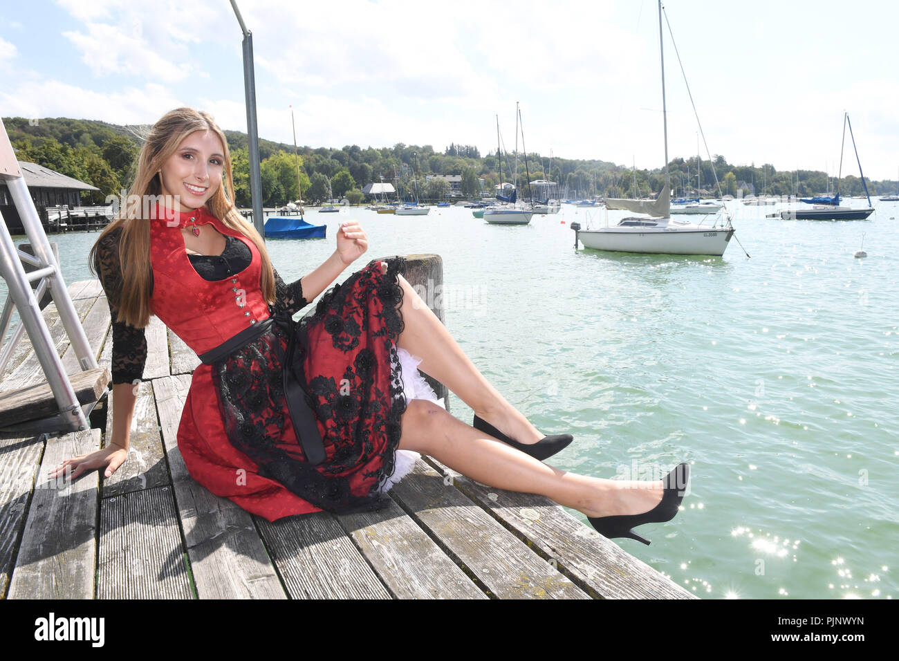 Herrsching, Germany. 08th Sep, 2018. The model Miriam Franz, wearing ...