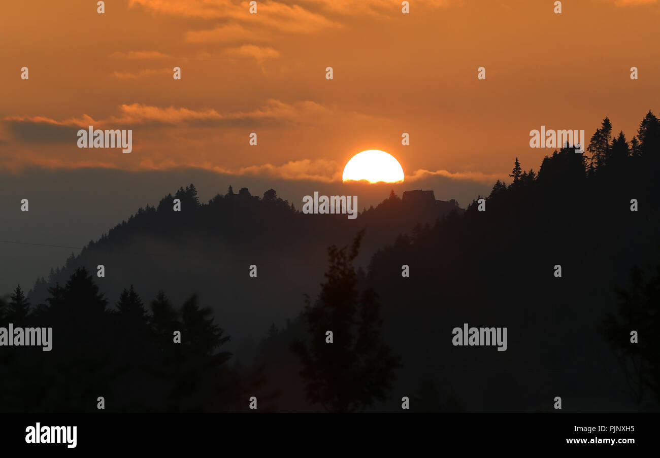 Castle hohenfreyberg hi-res stock photography and images - Alamy