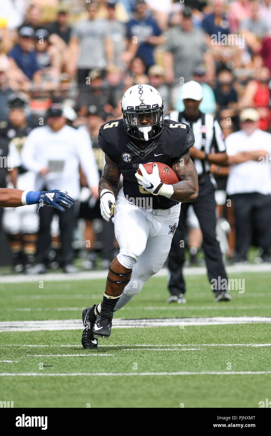 Nashville. 08th Sep, 2018. Vanderbilt running back Ke'Shwan Vaughn (5 ...