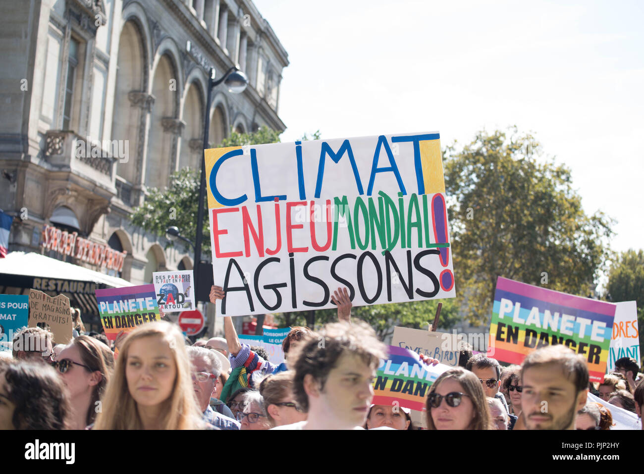 Paris : March - World Climate Day Stock Photo - Alamy