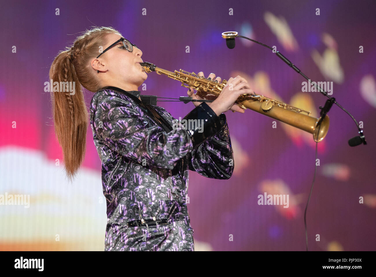Jess gillam proms hi-res stock photography and images - Alamy