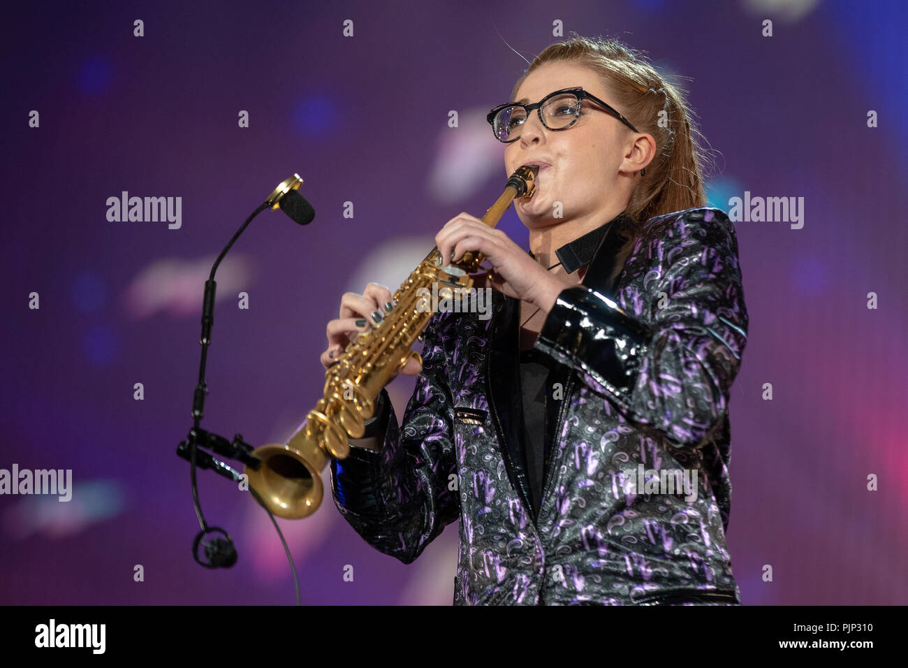 Jess gillam proms hi-res stock photography and images - Alamy