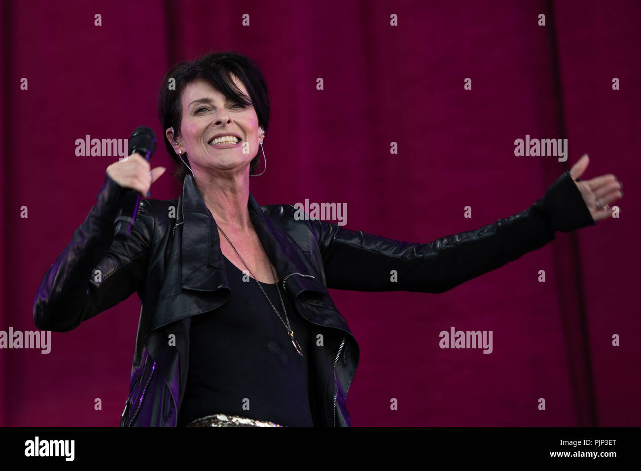Lisa stansfield singer hi-res stock photography and images - Alamy