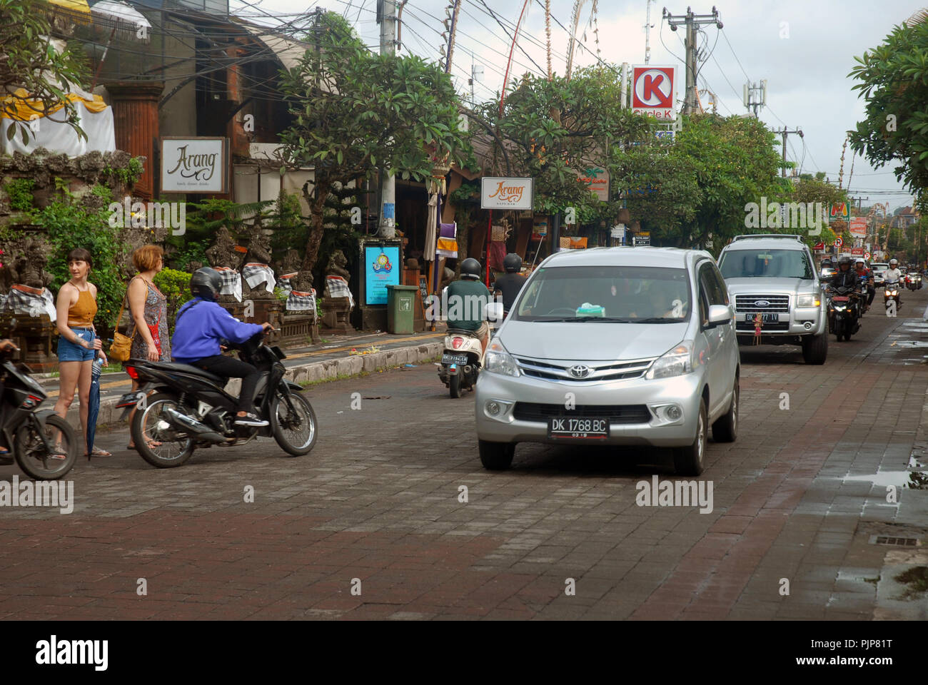 Traffic in Ubud, Bali, Indonesia Stock Photo - Alamy