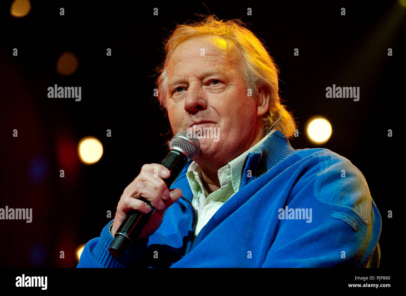 Koos Alberts at the Schlagerfestival in Hasselt (Belgium, 03/04/2010 ...