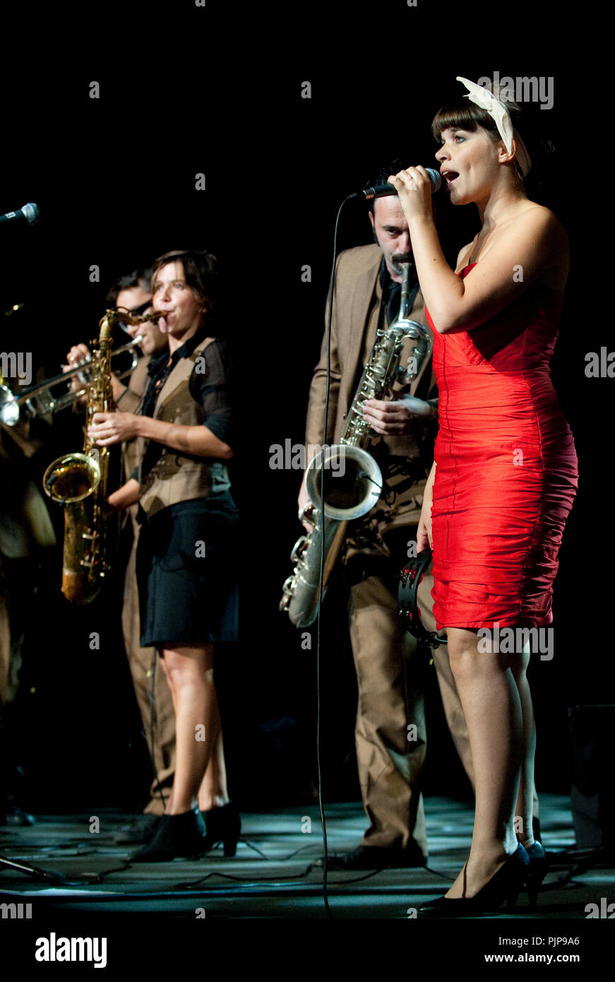 Lady Linn & her Magnificent Seven in concert at the Jazz Middelheim ...