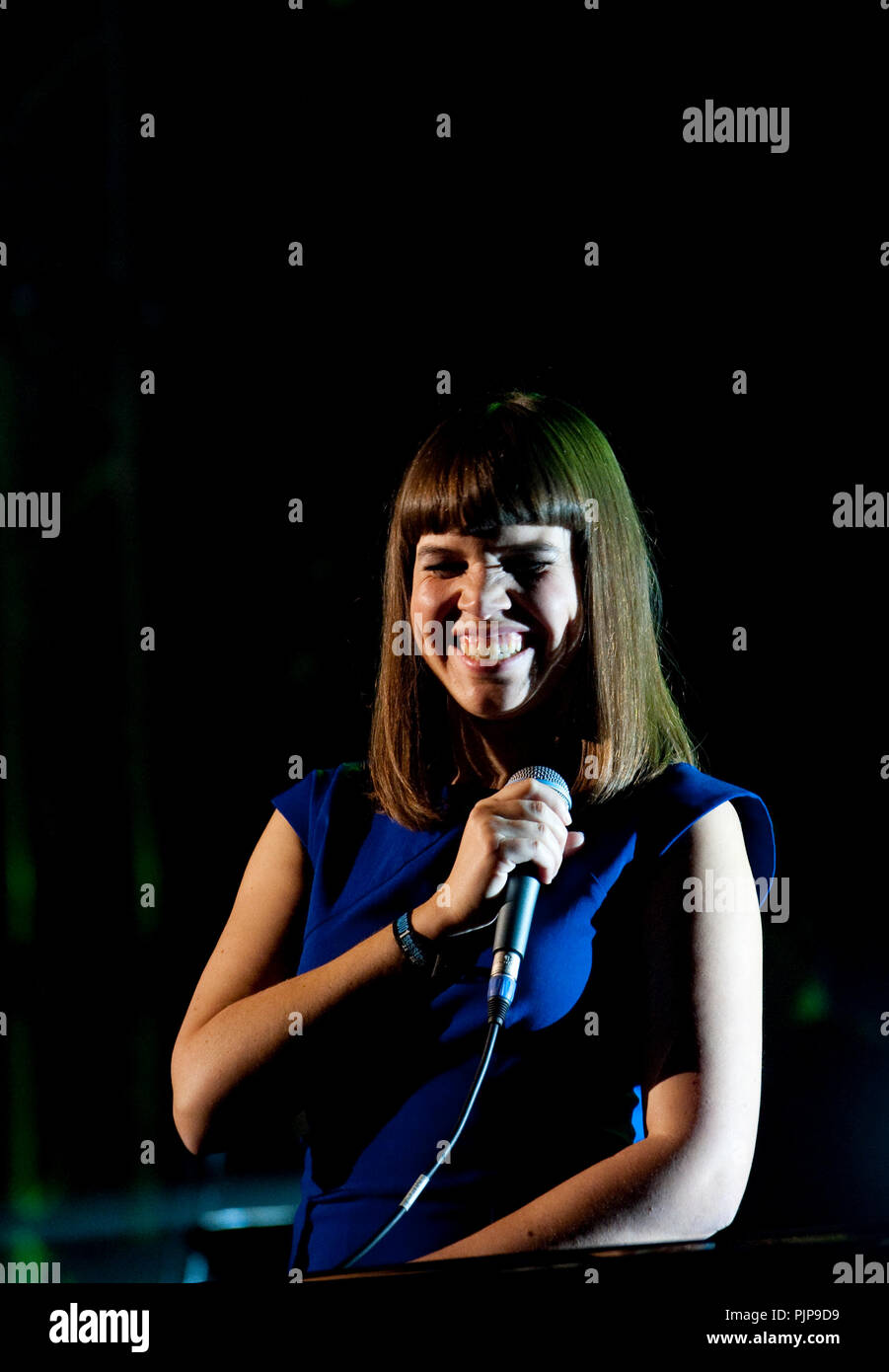 Chanteuse belge hi-res stock photography and images - Alamy