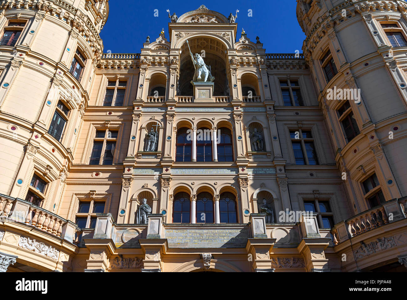 Niklot statue hi-res stock photography and images - Alamy