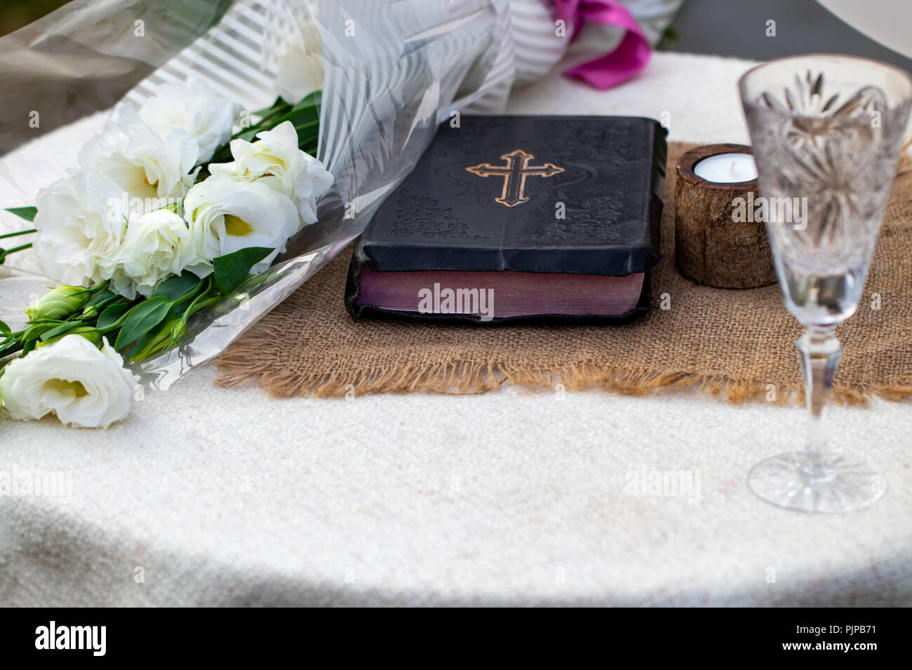 Agape communion hi-res stock photography and images - Alamy