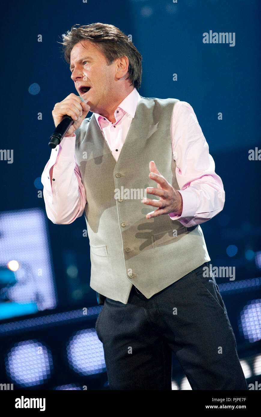 Luc Steeno at the Schlagerfestival in Hasselt (Belgium, 02/04/2011 ...