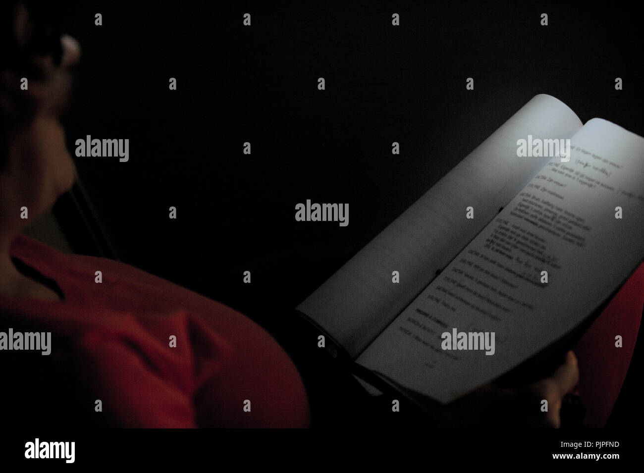 Prompter theater hi-res stock photography and images - Alamy