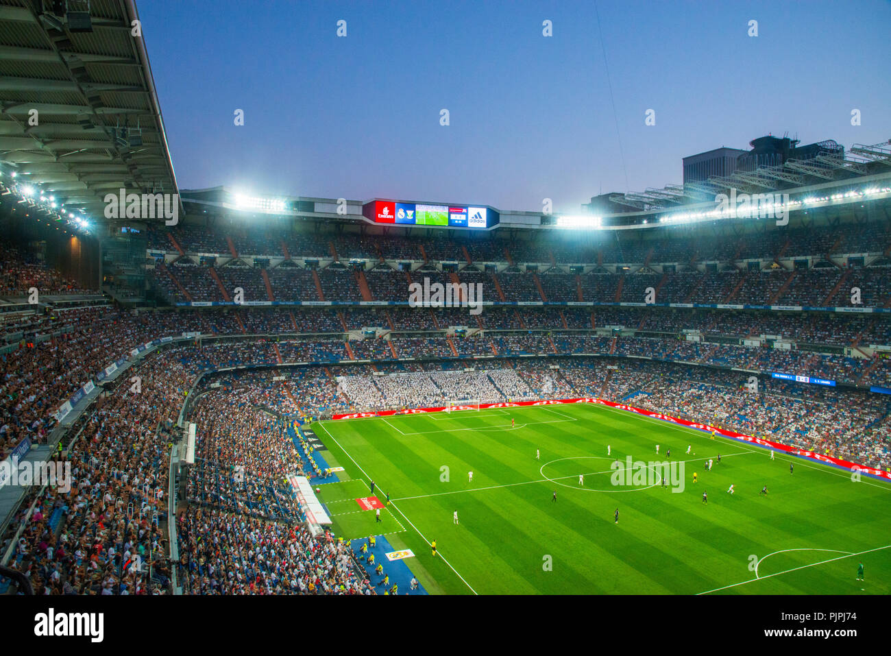Spain madrid bernabeu night hi-res stock photography and images - Alamy